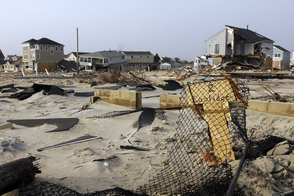Photos Hurricane Sandy Beach Spray