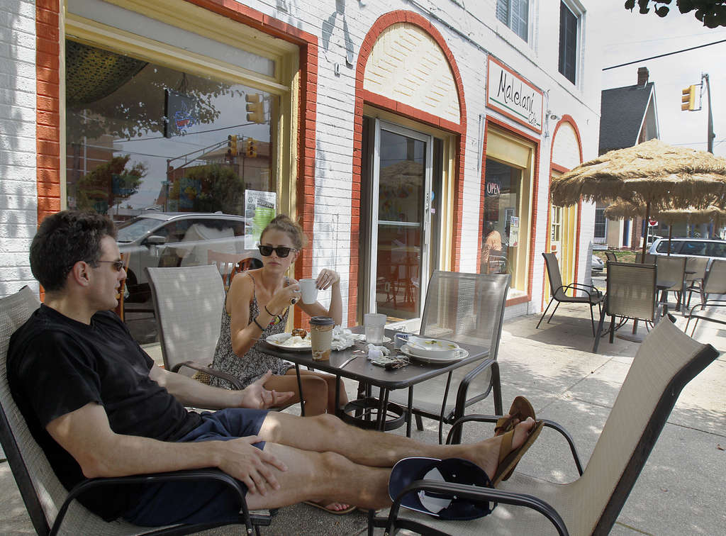 Kevin Riordan: In Ventnor, a sunnier view from the porch