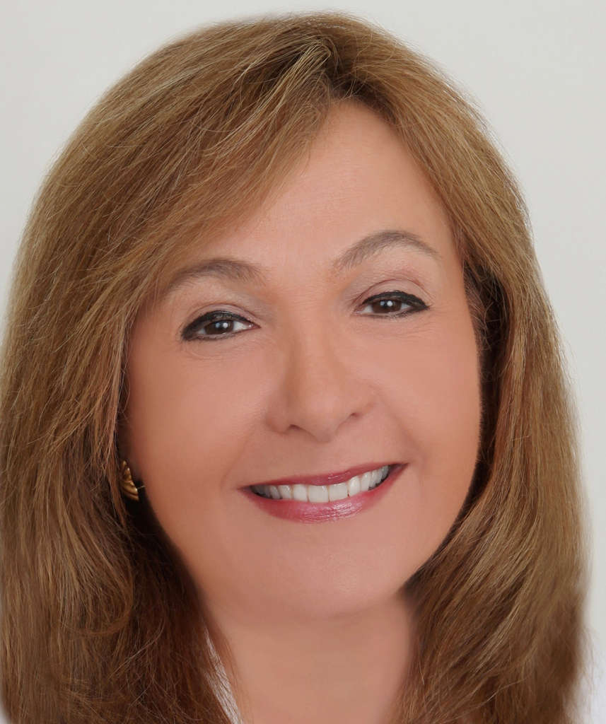 Lisa Bodine's Instagram, Twitter & Facebook on IDCrawl