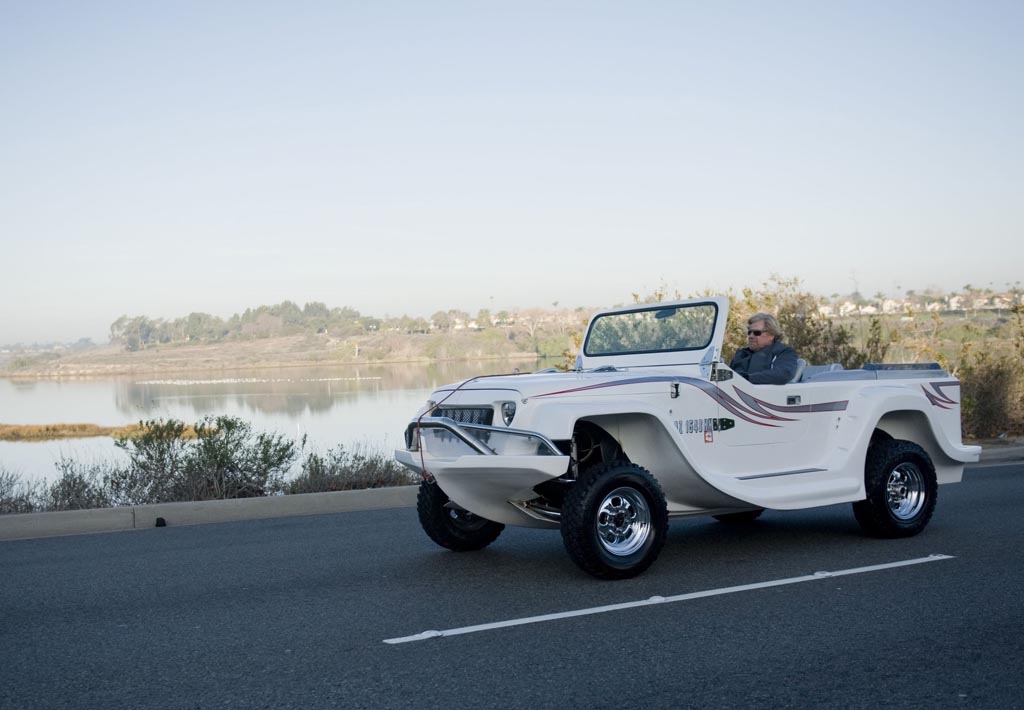 WaterCar, whether on land or sea, off to speedy start