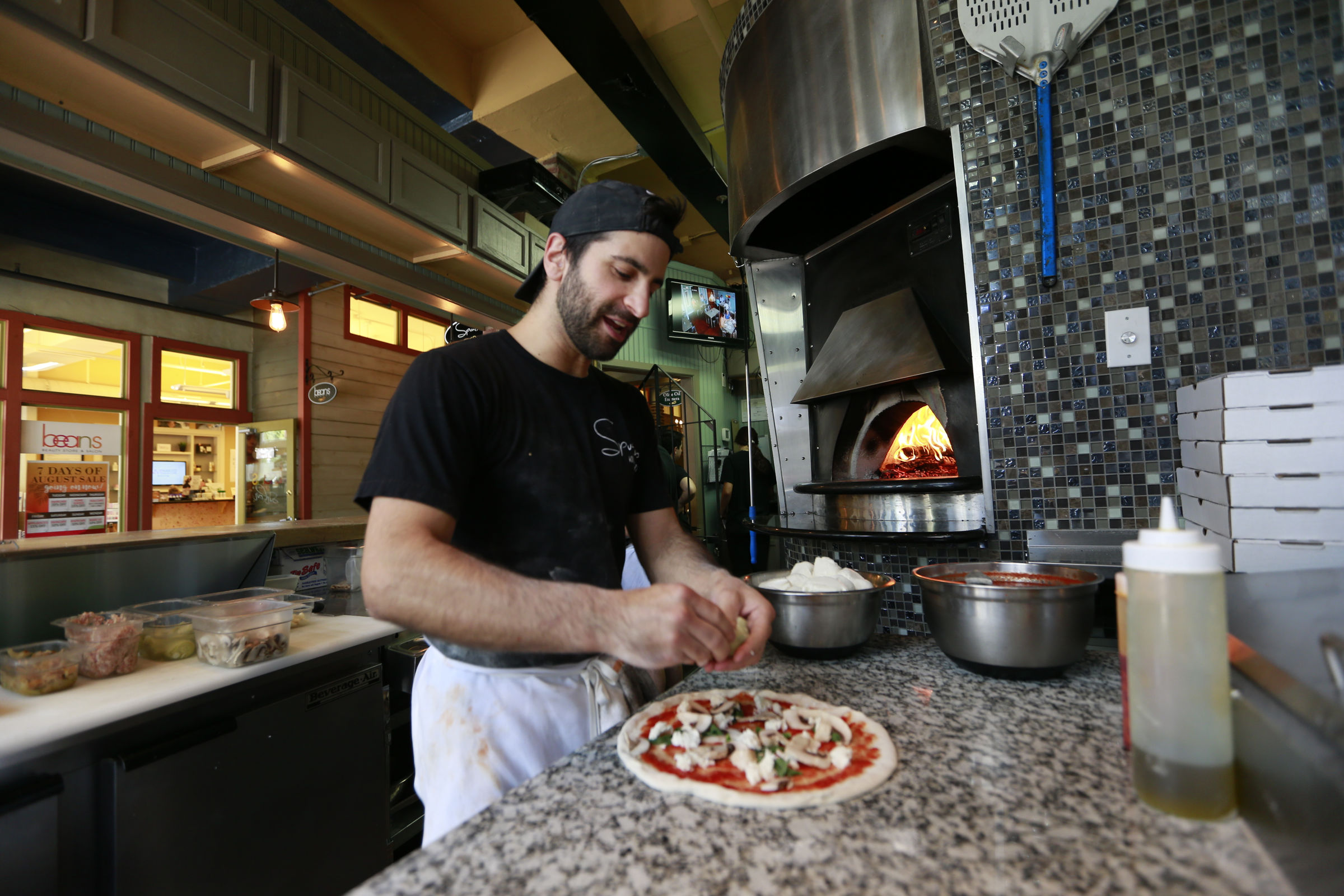 Best Pizza in Philadelphia’s Suburbs: Craig LaBan’s Guide